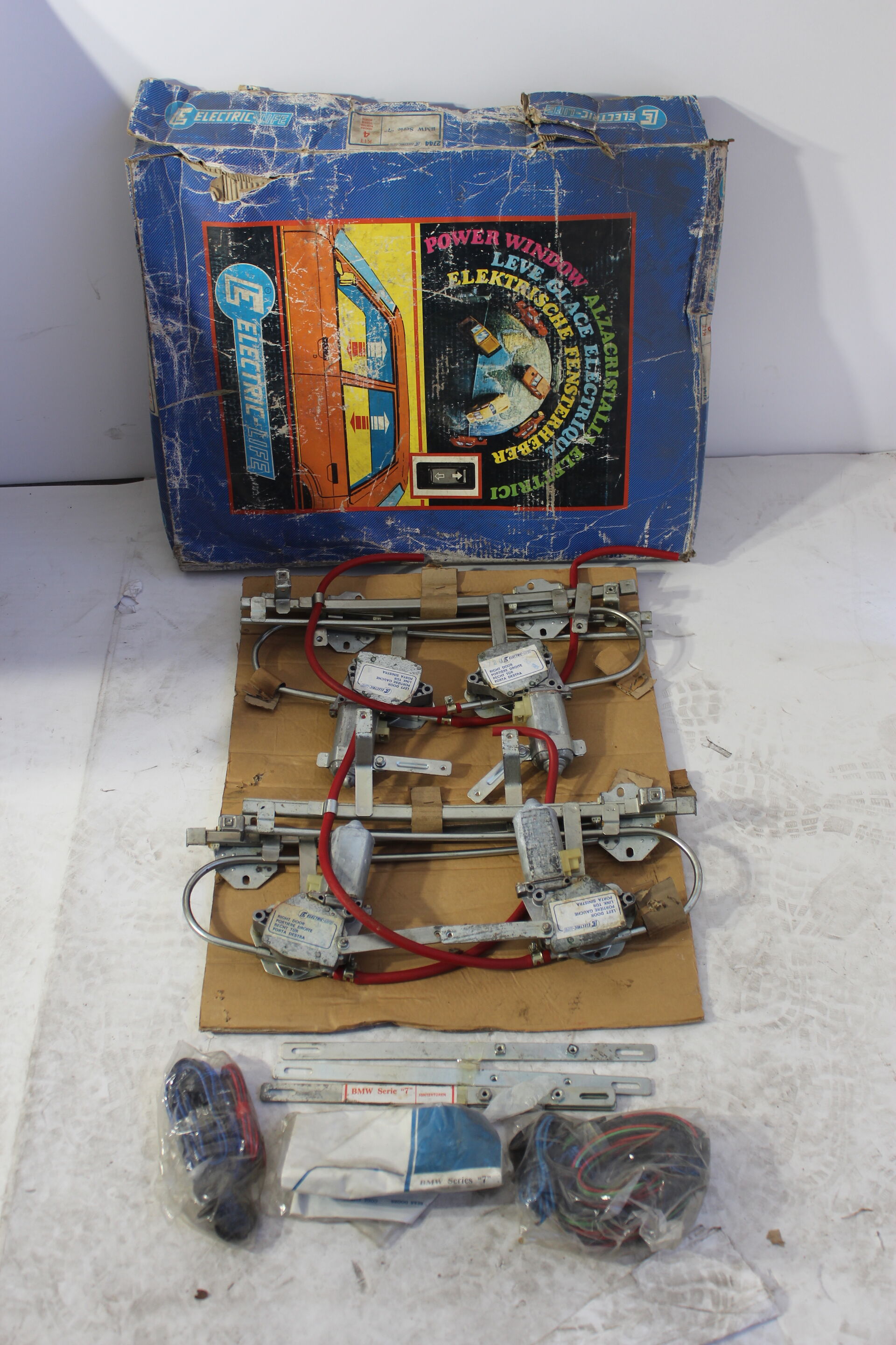 Bonhams Cars : A set of 4, NOS, Bosch electric window lifts for a BMW 7 ...