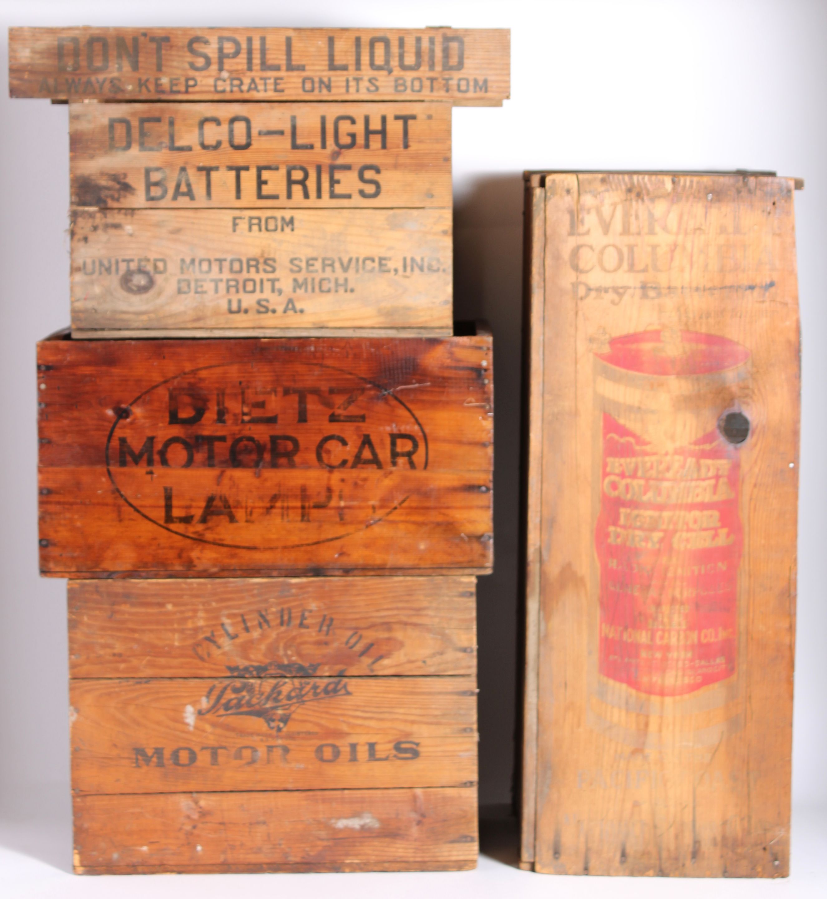 Bonhams Cars : Four decorative wooden packing boxes, ((4))