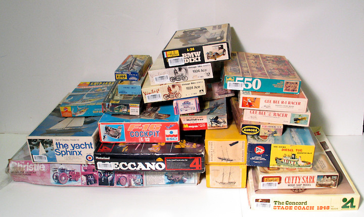 Bonhams : Boxed model kits