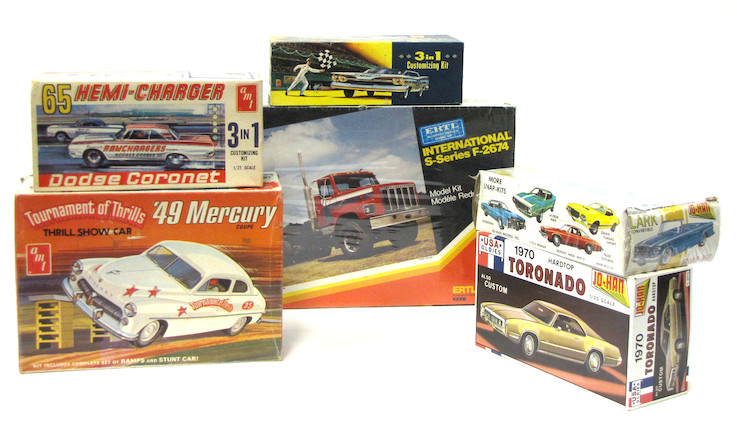 Bonhams : Boxed Model Kits
