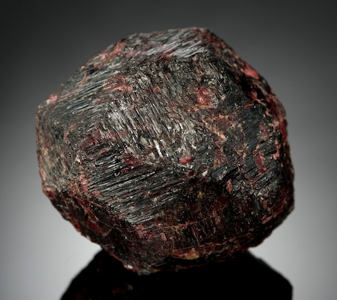Bonhams : Star Garnet--Idaho's State Gemstone
