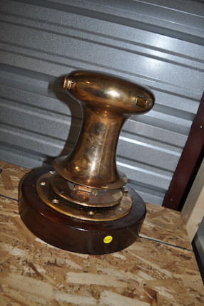 Bonhams : A small bronze capstan early 20th century 14 in. (35.5 cm ...
