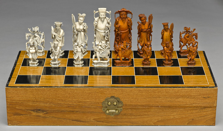 Bonhams : An ivory chess set 20th century
