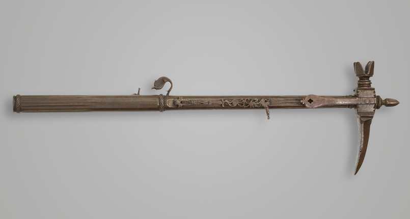 Bonhams : A combination war hammer/matchlock pistol in 17th century style