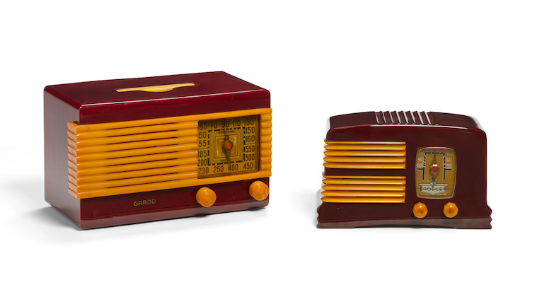 Bonhams : Garod (Founded 1924) 1B55L Radio1940maroon catalin case with ...