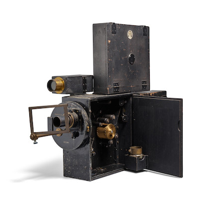 Bonhams : GAUMONT MOTION PICTURE CAMERA 35mm motion picture camera ...