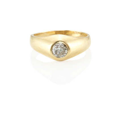 Bonhams : STULLER A GOLD AND DIAMOND RING