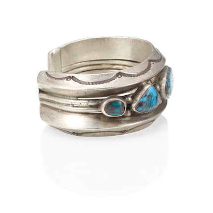 Bonhams : A Mark Chee cuff bracelet