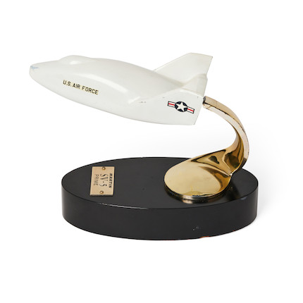 Bonhams : MARTIN MARIETTA X-23 PRIME (SV-5) CONTRACTOR'S MODEL. Ceramic ...
