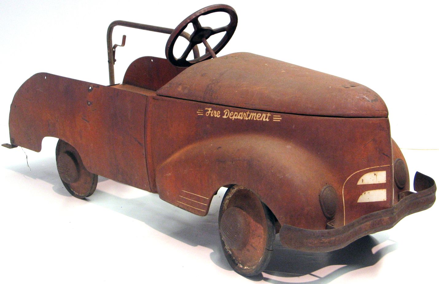 Bonhams Cars : A 1940s style fire department child's truck,
