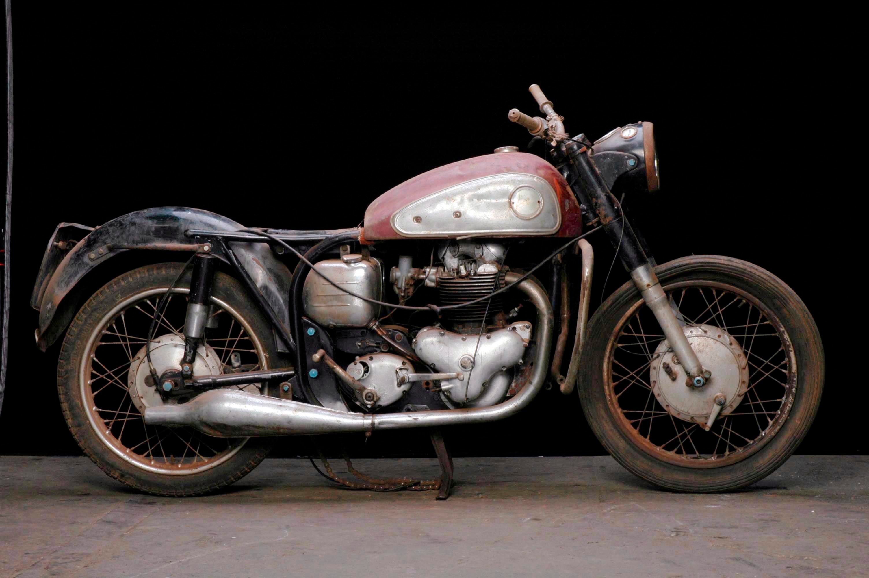 Bonhams Cars : 1957 Norton 596cc Dominator 99 Frame no. 14-73239 Engine ...