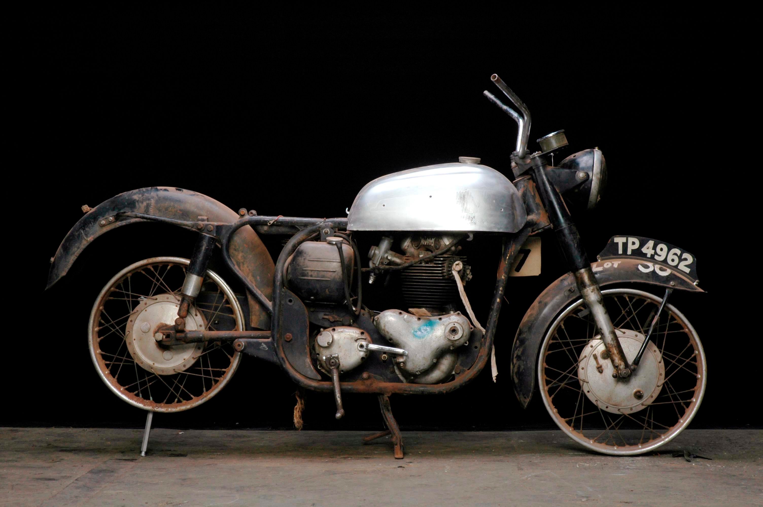Bonhams Cars : 1966 Norton 745cc Atlas Frame no. 20-111902 Engine no ...