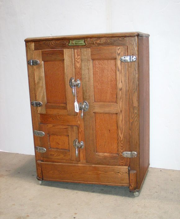 Bonhams : An oak ice box: "The Leonard Cleanable Refrigerator"