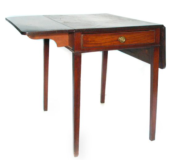 Bonhams : A Georgian mahogany drop flap table