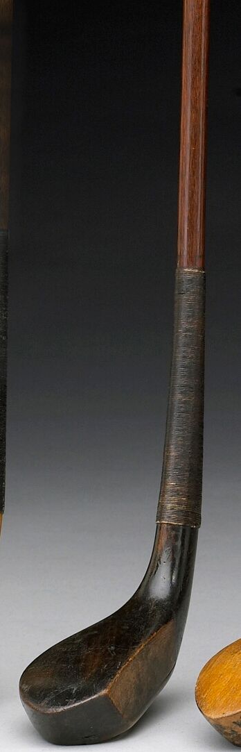 Bonhams : A Tom Morris dark-stained long-nose putter,