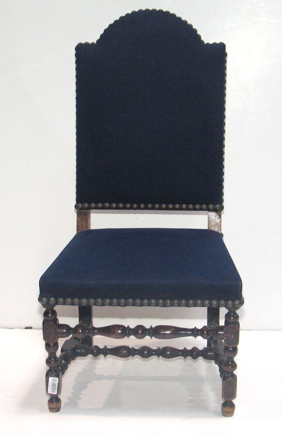 Bonhams : A pair of Italian Baroque style upholstered side chairs