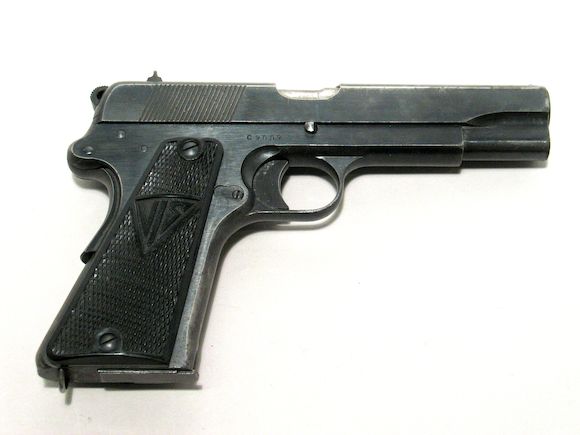 Bonhams : A Radom Model 35p wartime production semi-automatic pistol