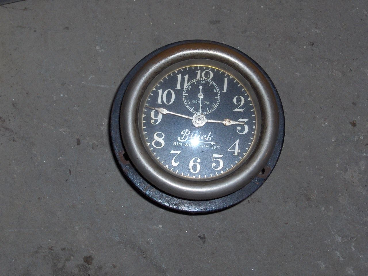 Bonhams Cars : A Buick 8 day dashboard clock,