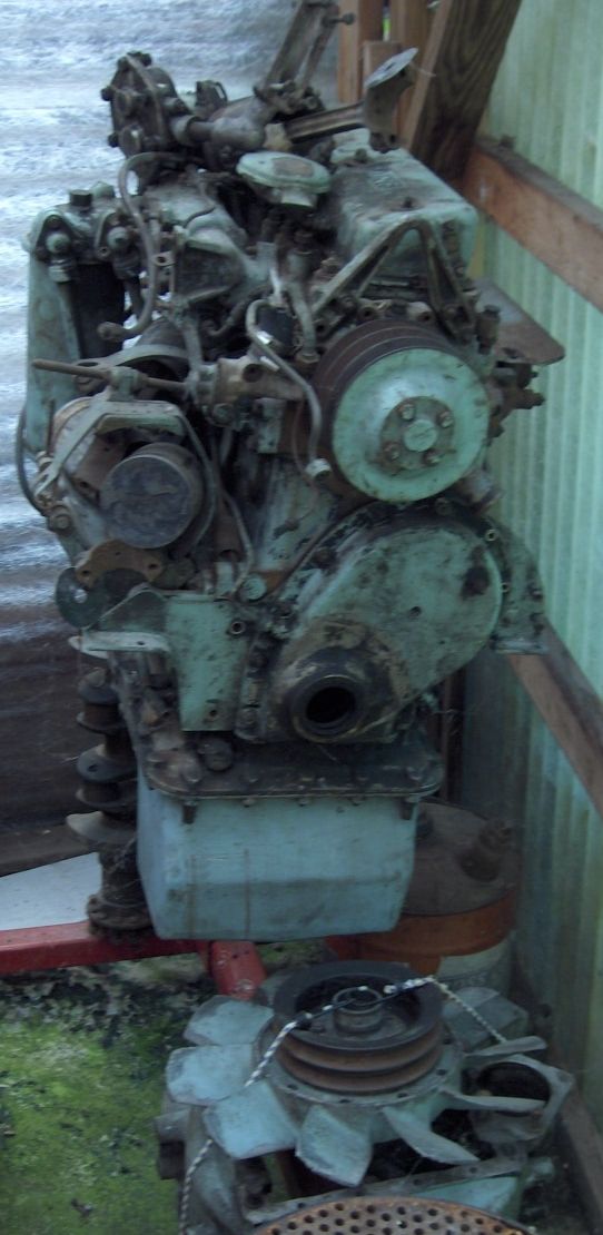 Bonhams Cars : A Rolls-Royce B40 military engine,