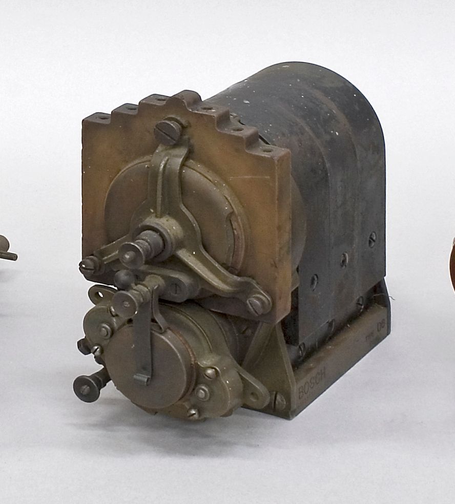 Bonhams Cars : A Bosch D6 Dual magneto, patented 1905,