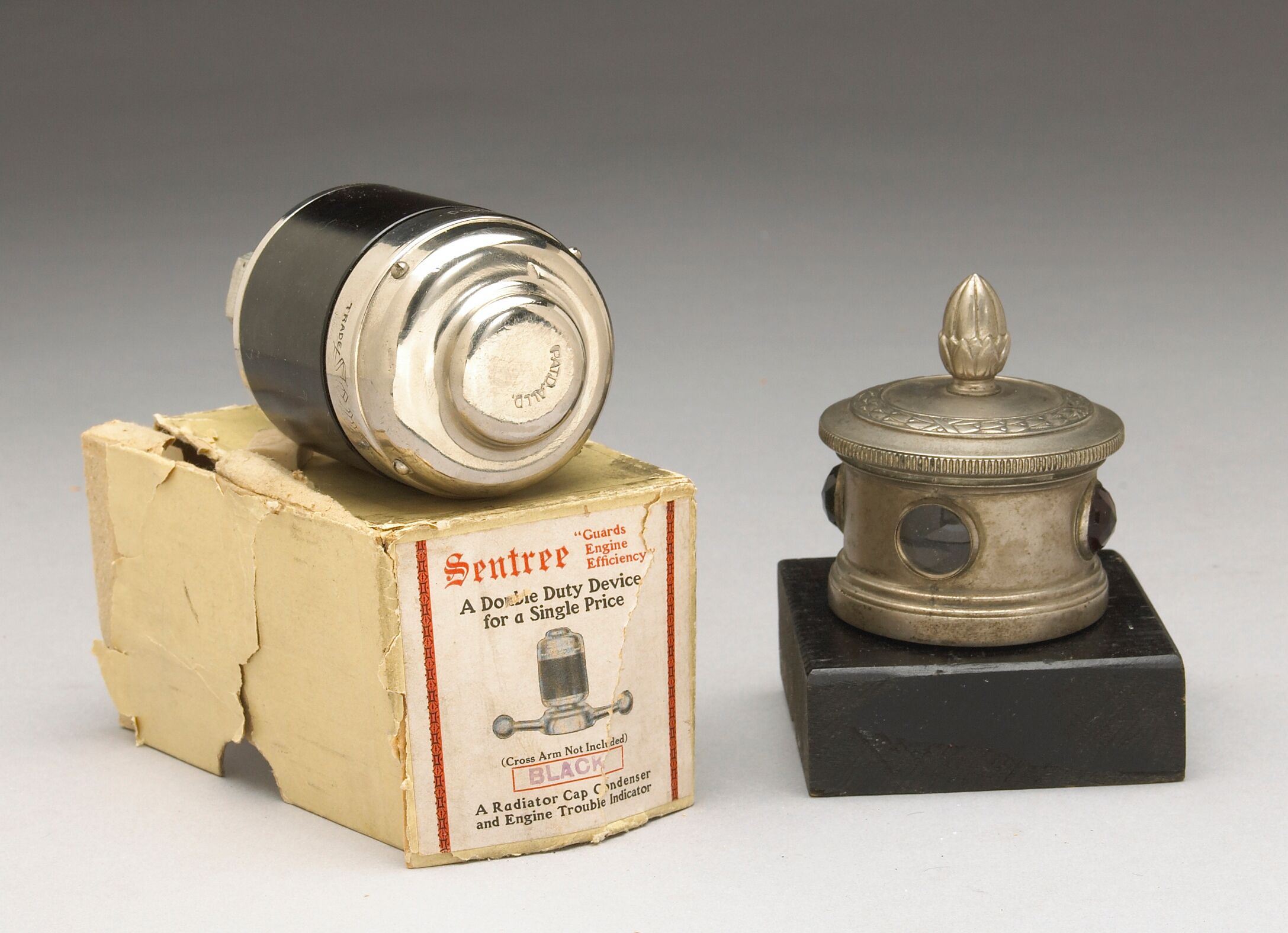 Bonhams Cars : A rare Sentree driving alert mascot,