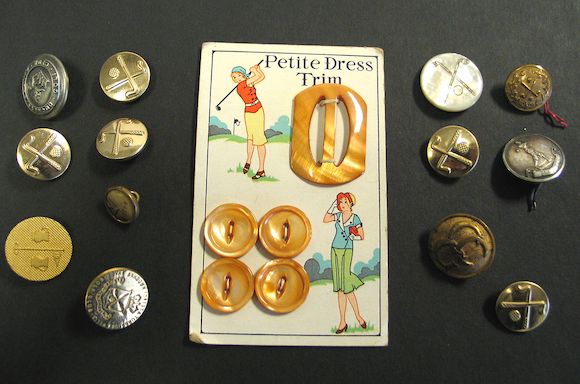 Bonhams : A collection of metal golfing buttons,