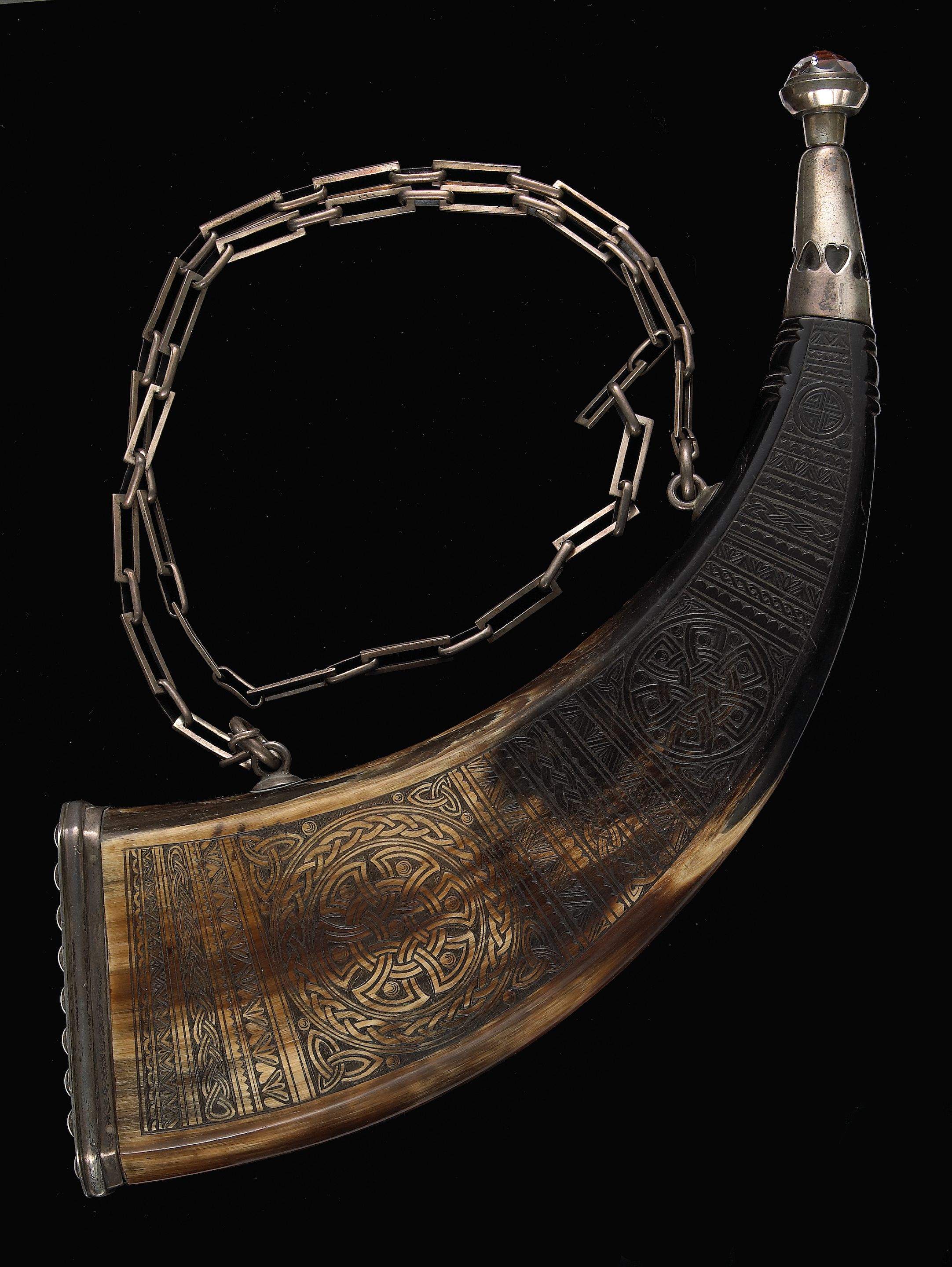 A fine silver-mounted Scottish powder horn of clan chief McDougal of ...