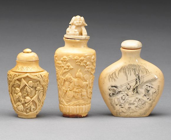 Bonhams : Three ivory snuff bottles