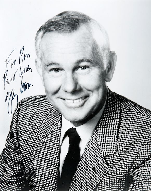 Bonhams : A Johnny Carson signed black and white photograph, 1980s