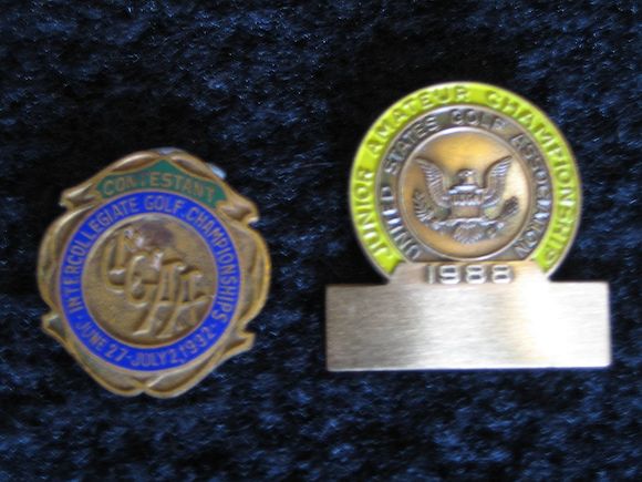 Bonhams : A pair of USGA contestant badges,