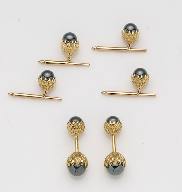 Bonhams : A set of hematite and 18k gold cufflinks, Tiffany & Co., Schlumberger, together with ...