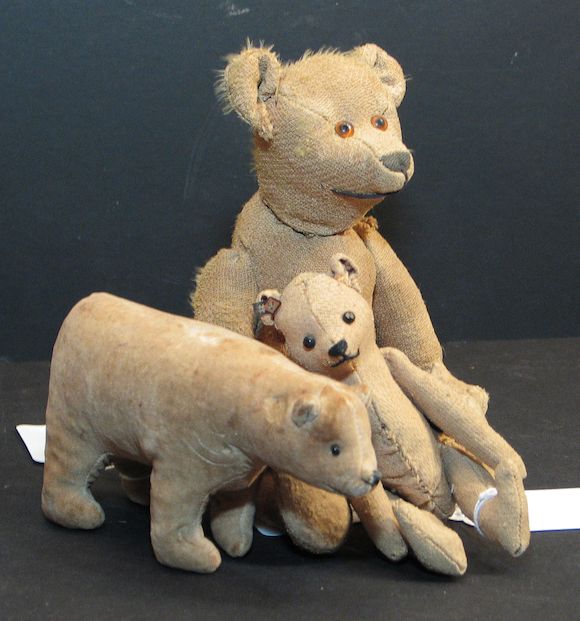 Bonhams : Grouping of German Bears
