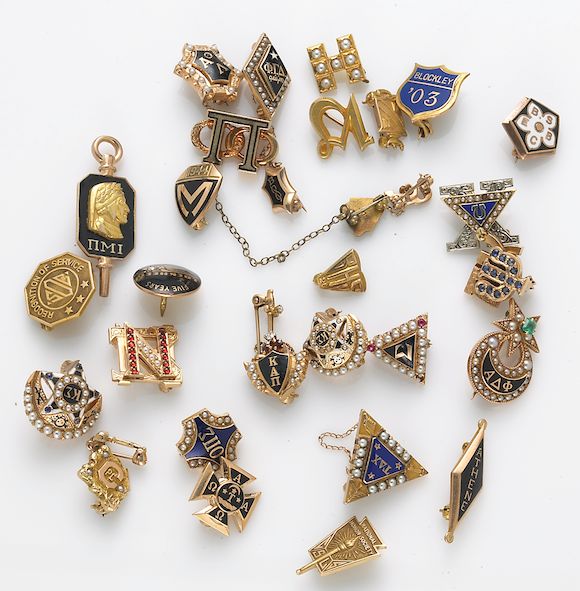 Bonhams : A collection of 14k and 10k gold Masonic and fraternity pins