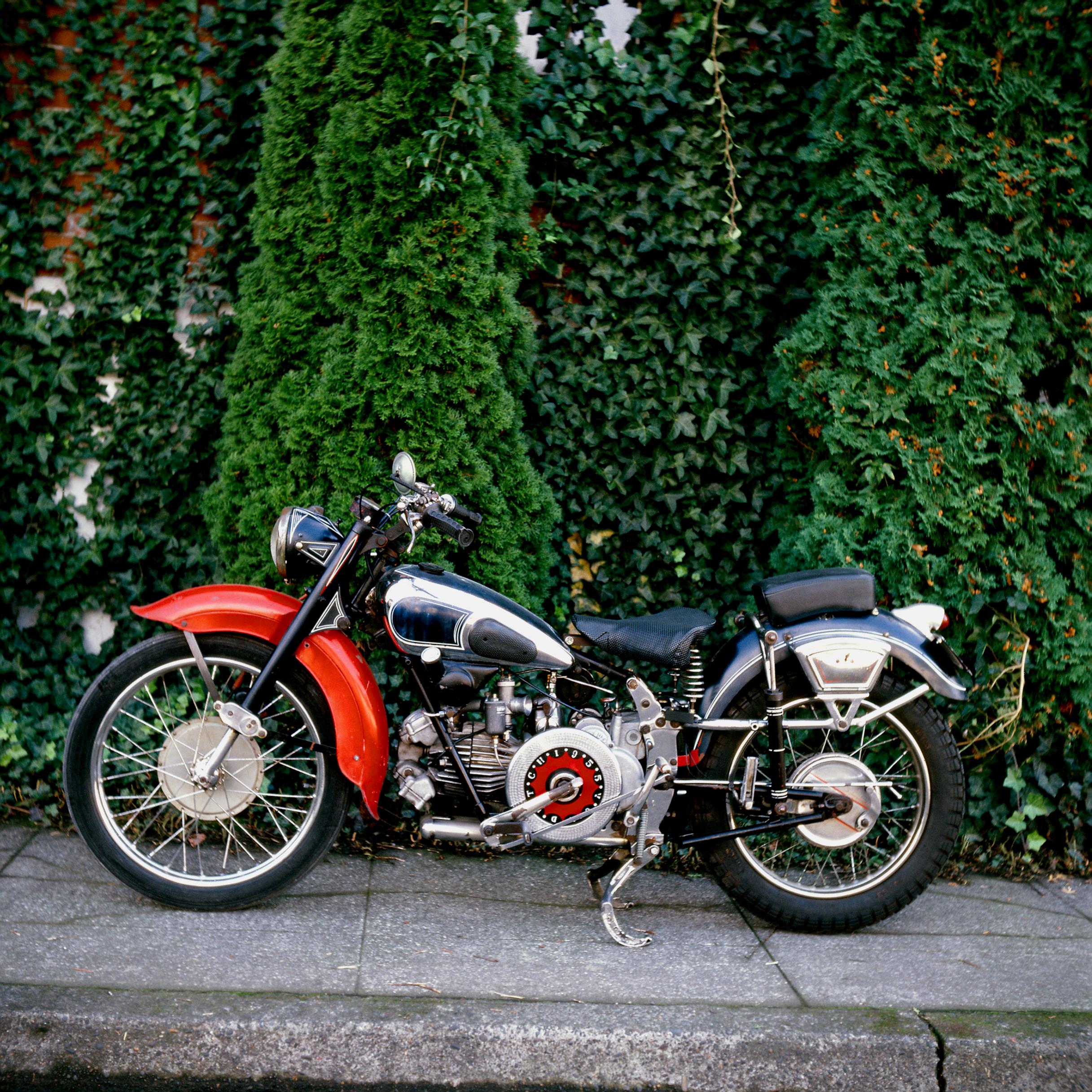 The Von Dutch 1955 Moto Guzzi 499cc Falcone Frame no. V32096 Engine no ...