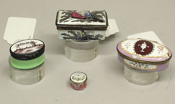 Bonhams : Four European enamel boxes