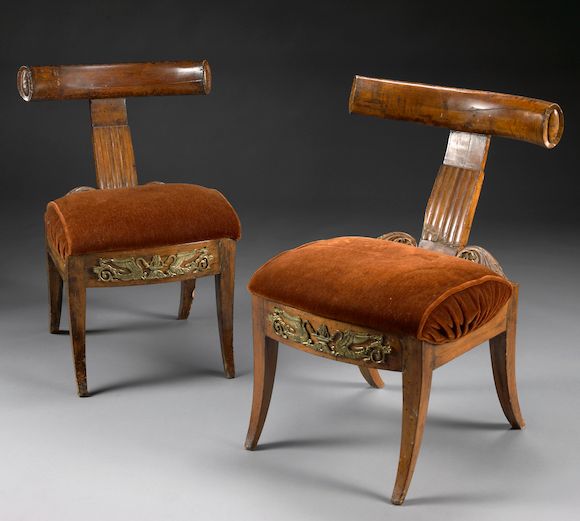 Bonhams : A pair of Italian Neoclassical walnut chairs