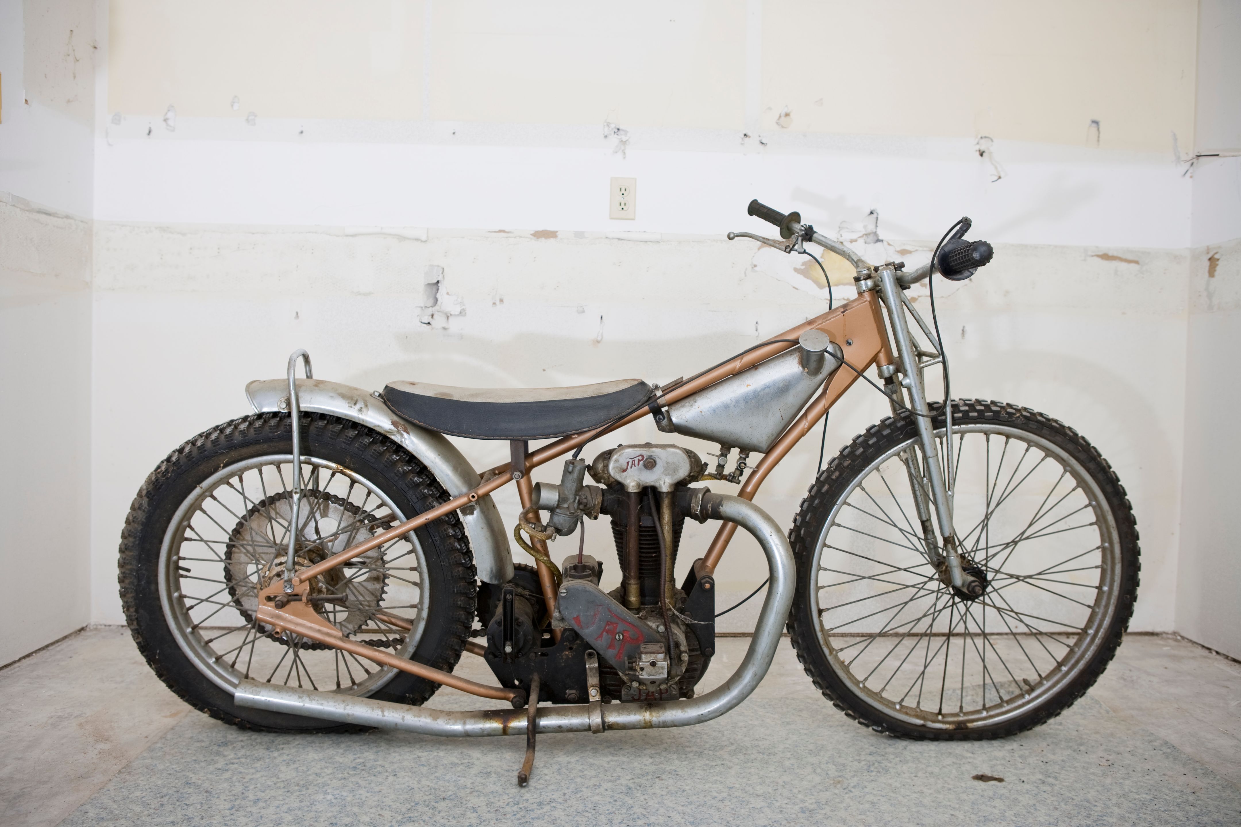 Bonhams Cars : c1960 J.A.P. 500cc Speedway Engine no. 111238