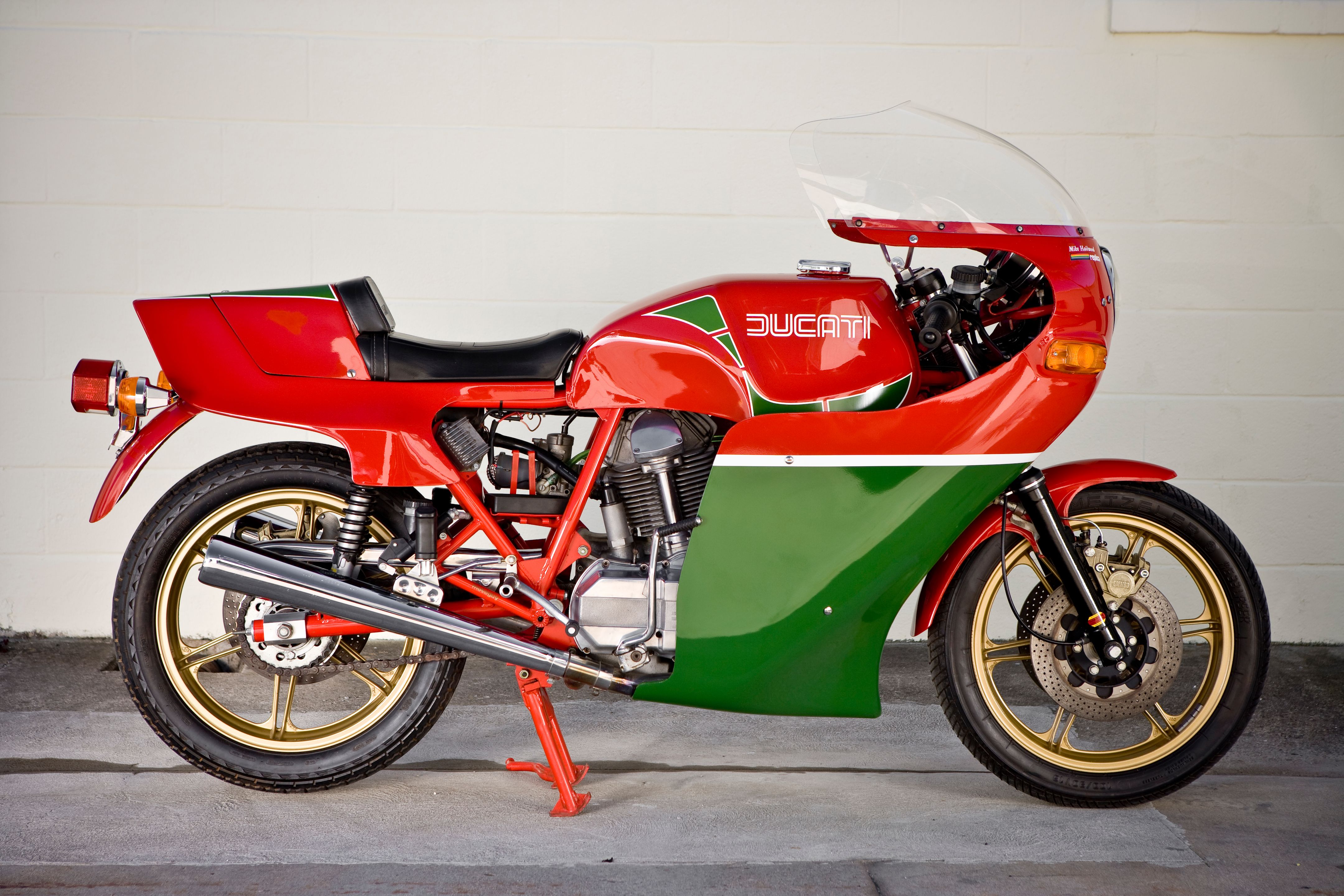 1981 Ducati 900SS ‘Mike Hailwood’ Replica Frame no. 900737 Engine no ...