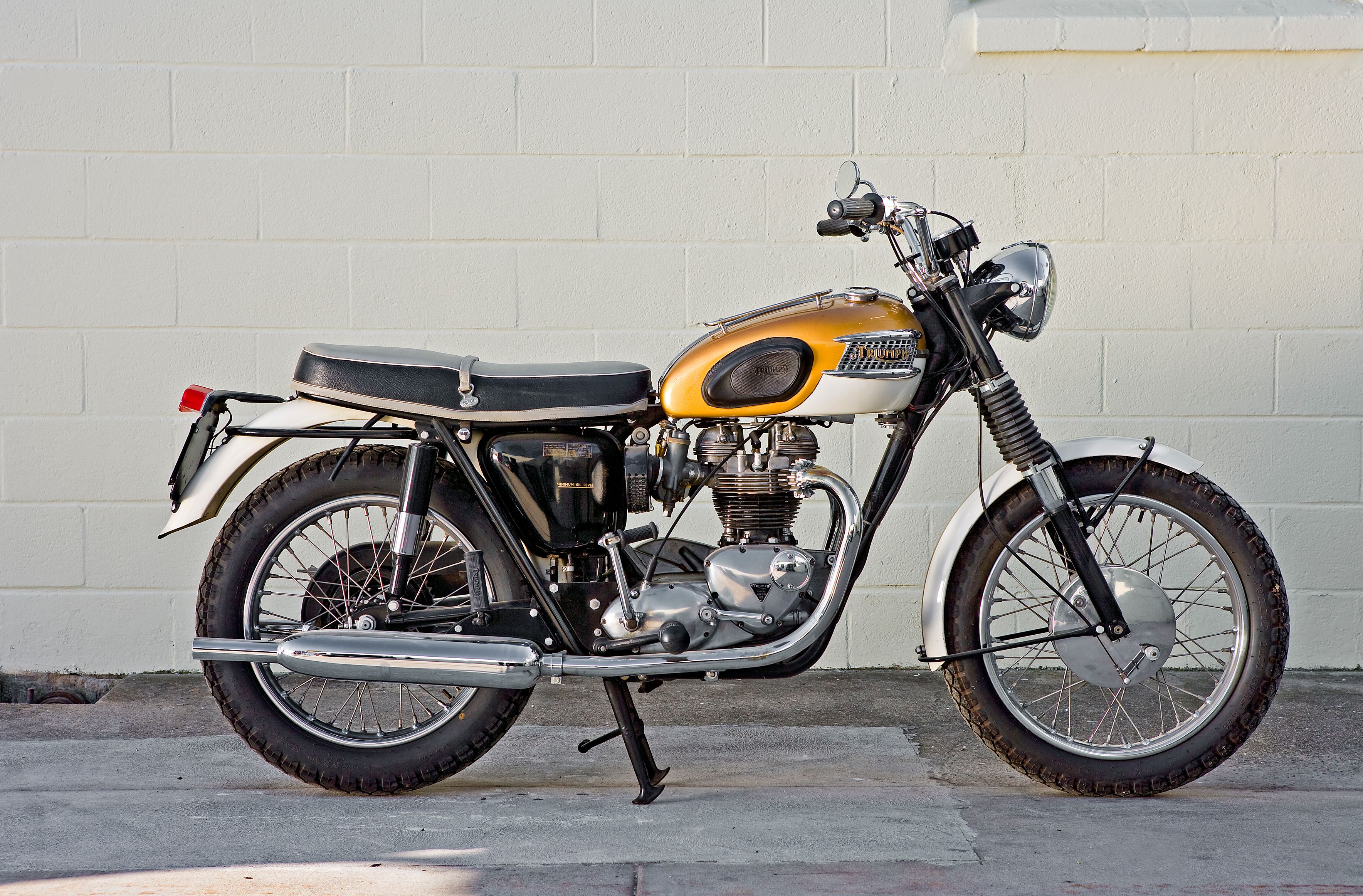 1965 Triumph 650cc TR6 Engine no. TR6SCDU14585 - auctions & price archive
