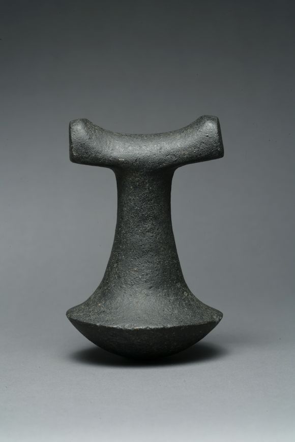 Bonhams : A Tahitian poi pounder