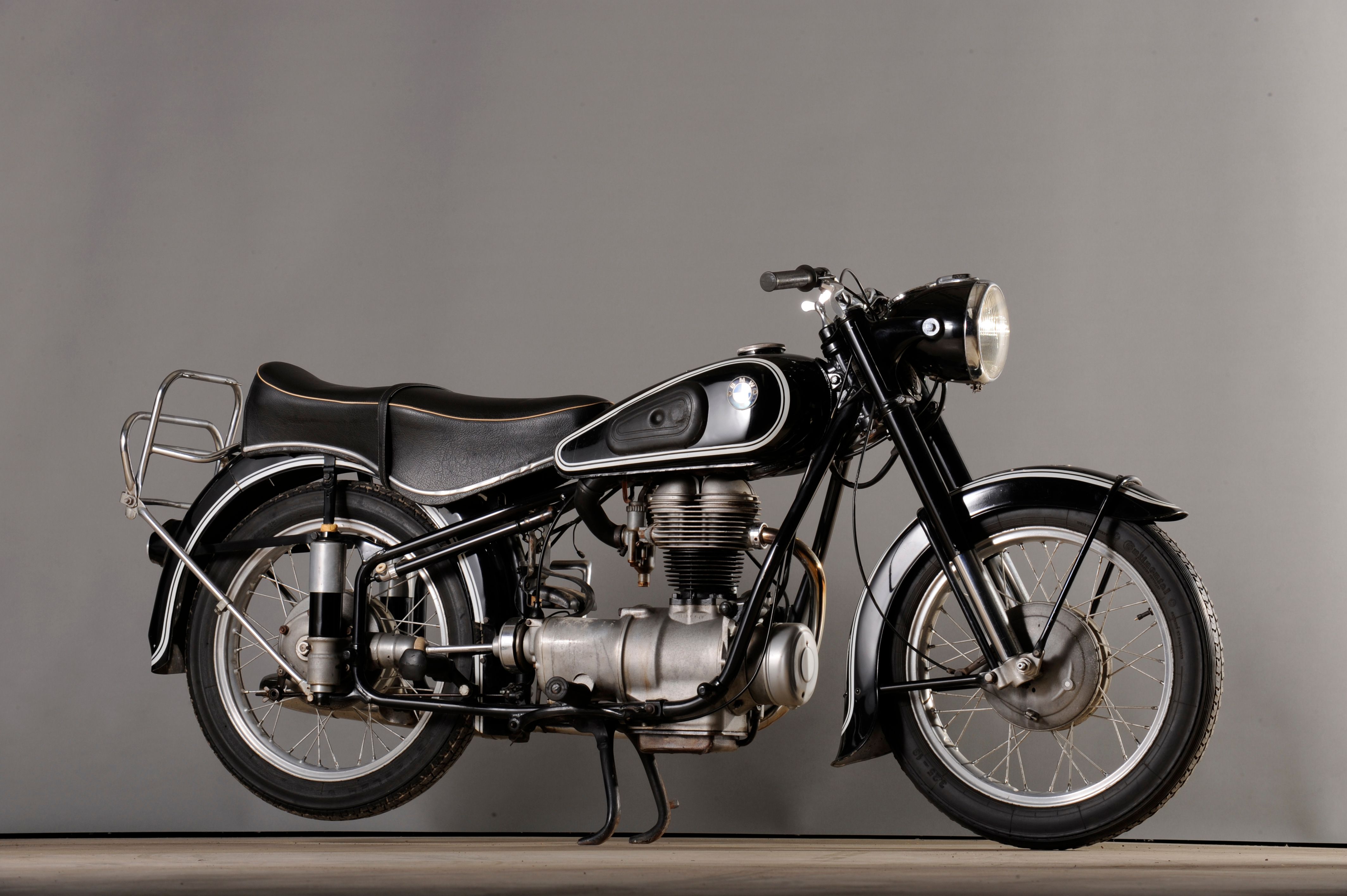 Bonhams Cars : 1954 BMW 250cc R25/3 Motorcycle Frame no. 298174