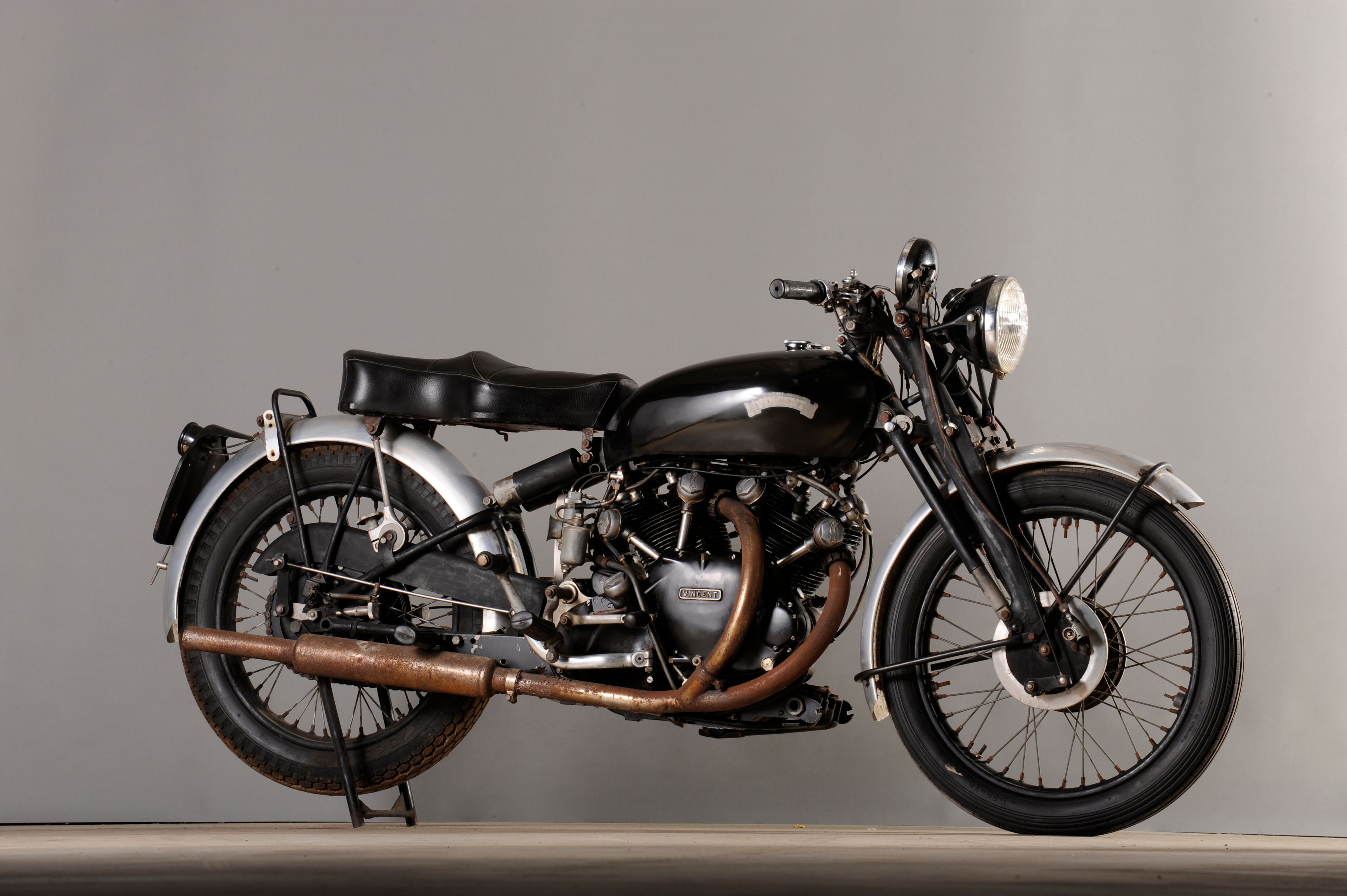 Bonhams Cars : 1952 Vincent 998cc Black Shadow Frame no. RC10296B/C ...