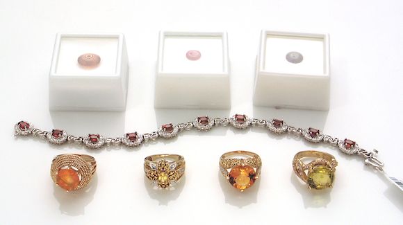 Bonhams : A collection of gem-set, diamond, gold jewelry and unmounted ...