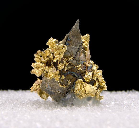 Bonhams : Crystallized gold on matrix