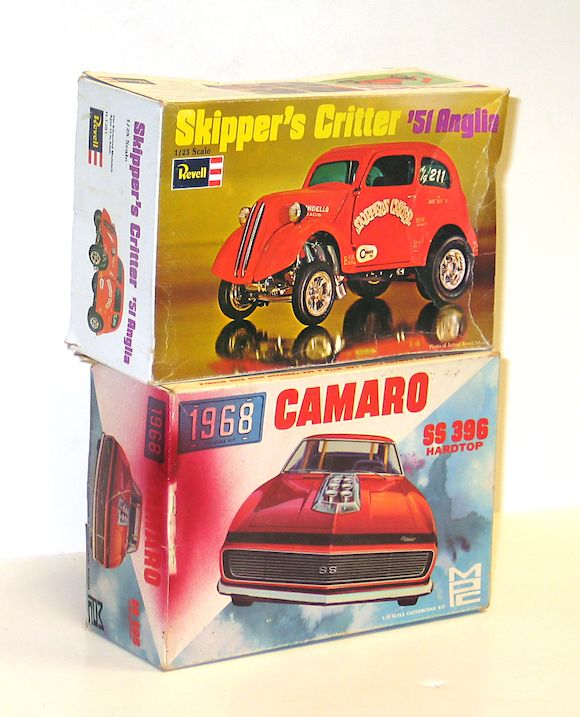 Bonhams : Model Kit boxes