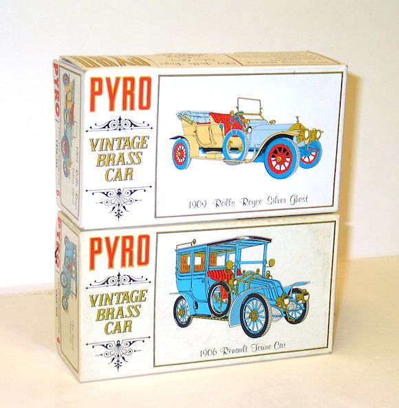 Bonhams : Pyro Plastic Boxed Model Kits