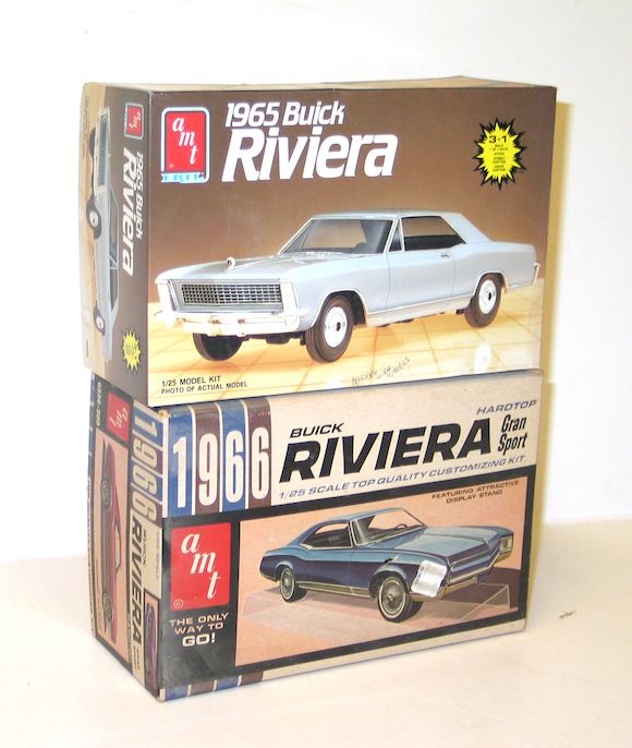 Bonhams : Buick 1/24th Scale Model Kits