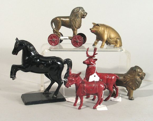 Bonhams : Grouping of Animal themed still banks