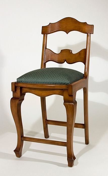 Bonhams : A pair of Portugese Colonial style hardwood bar stools