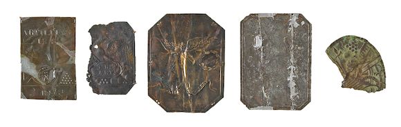 Bonhams : A lot of five early excavated U.S. Army cap plates